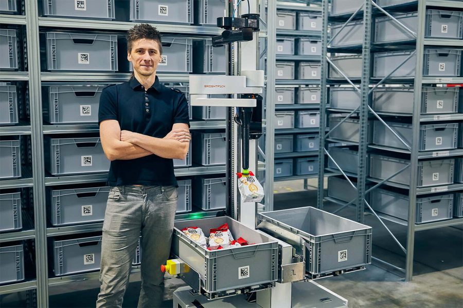 Read what Robotics 24/7 said about Brightpick Autopicker